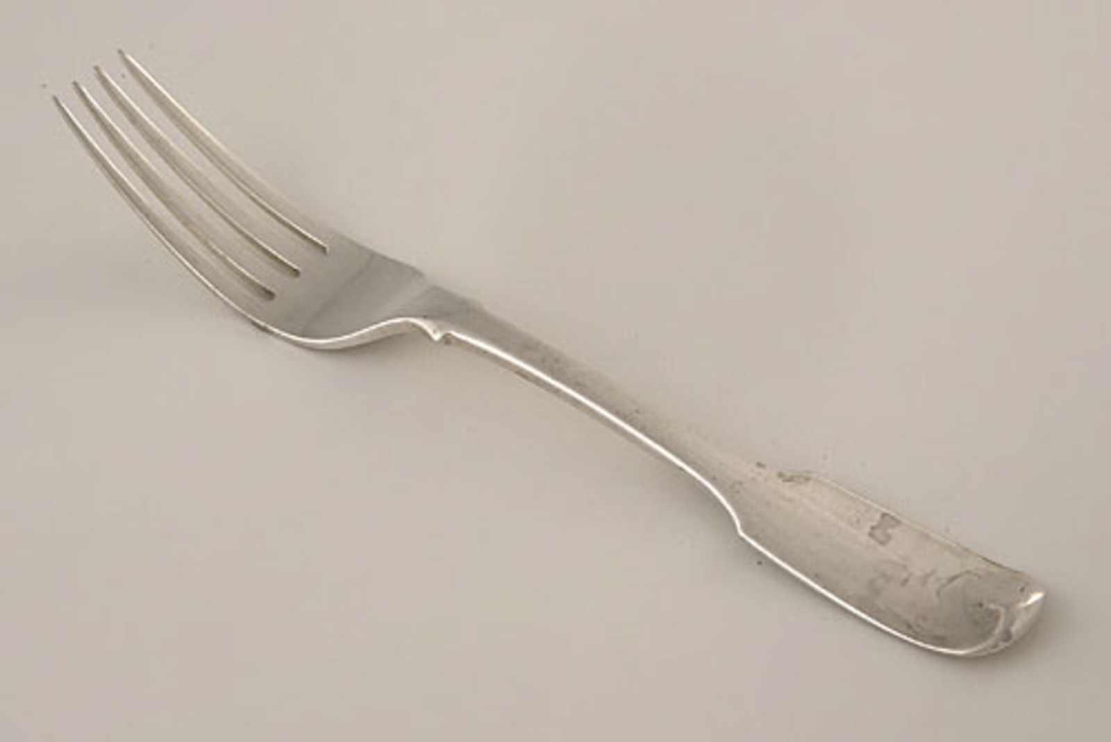 Fourchette à dessert - Lespérance, Pierre | Collections | MNBAQ
