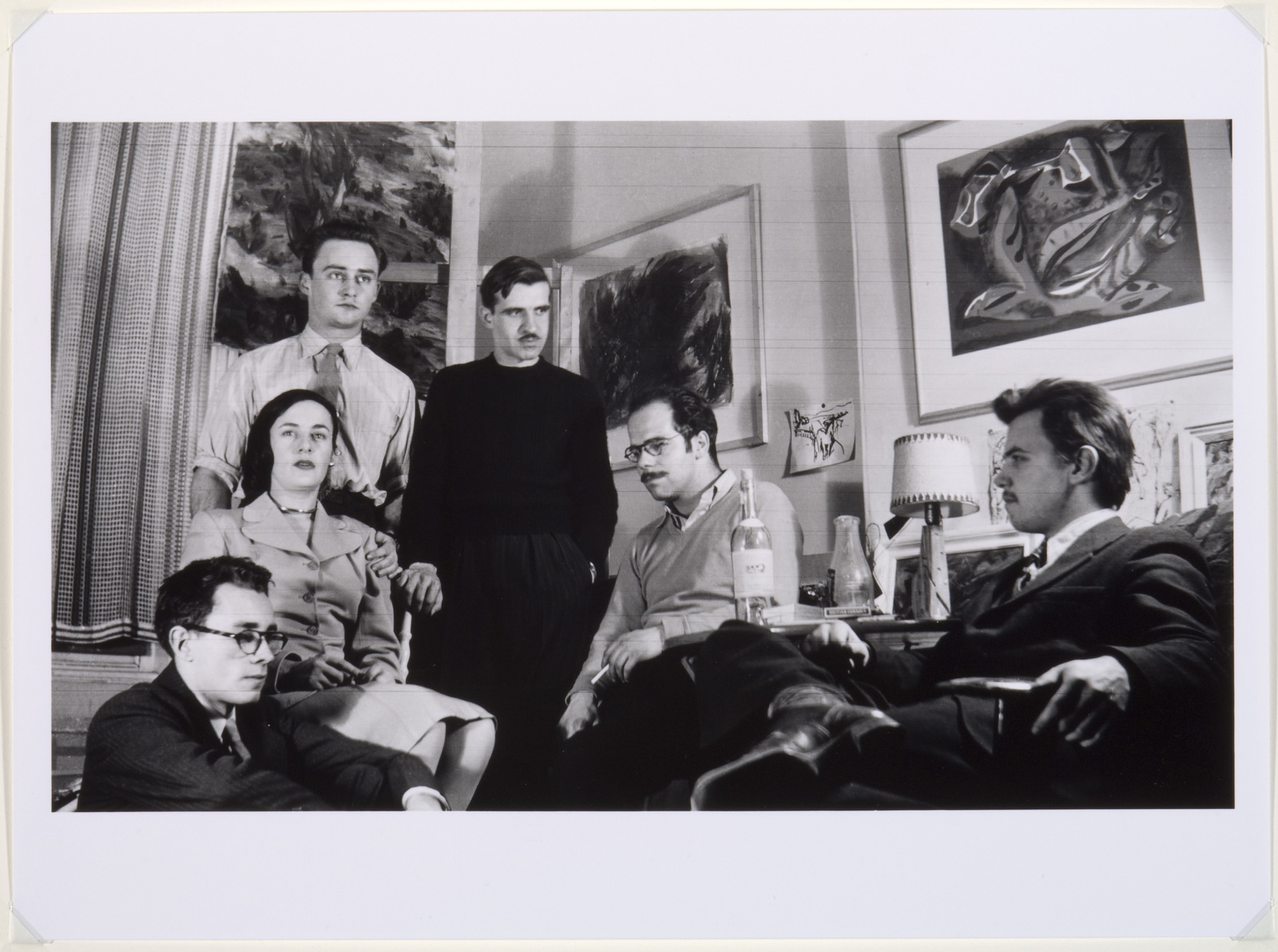 Portrait de groupe dans l'atelier de Fernand Leduc - Perron, Maurice ...