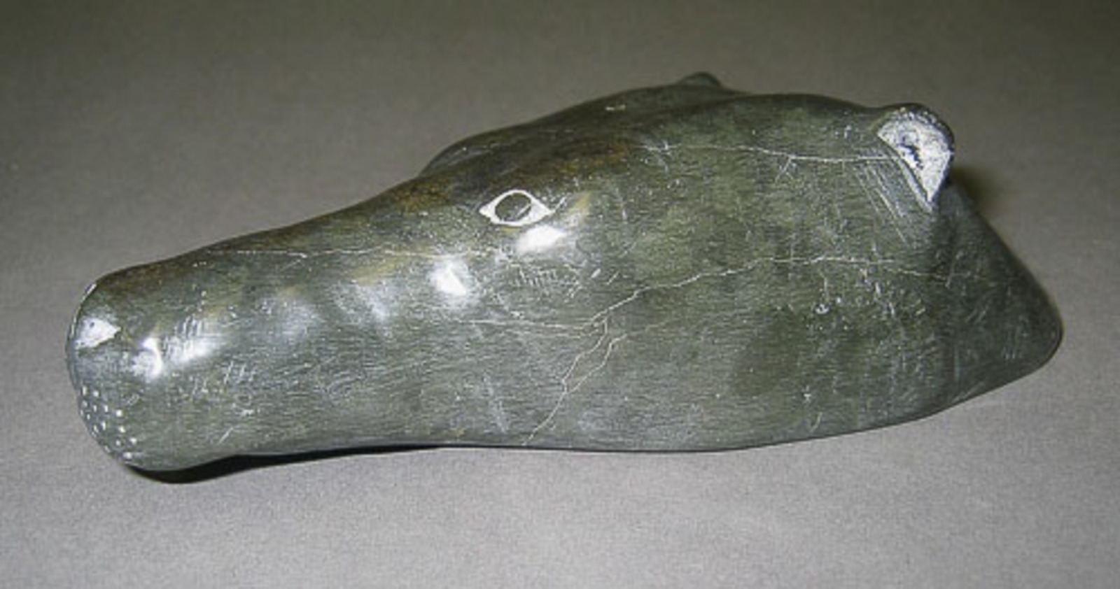 Tête d'ours polaire - Aculiak, Johnny | Collections | MNBAQ