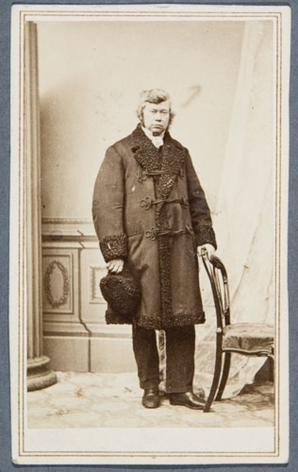 Abraham Hamel en costume d'hiver, de l'album Eugène-Hamel - Livernois ...