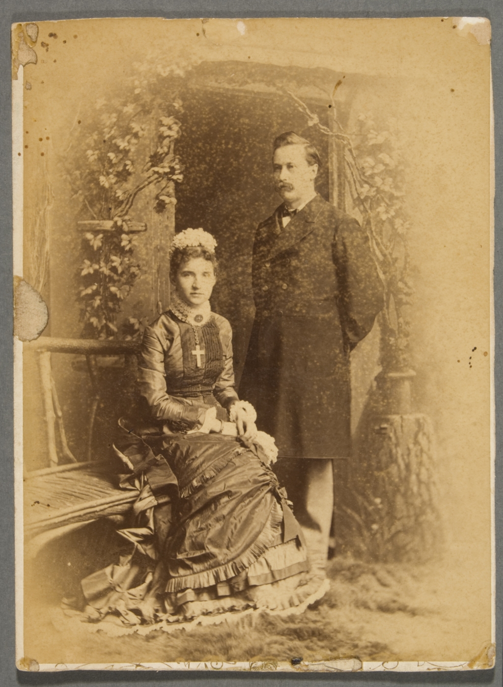 Lawrence Stafford et son épouse, née Mathilde Martel - Livernois, Jules ...