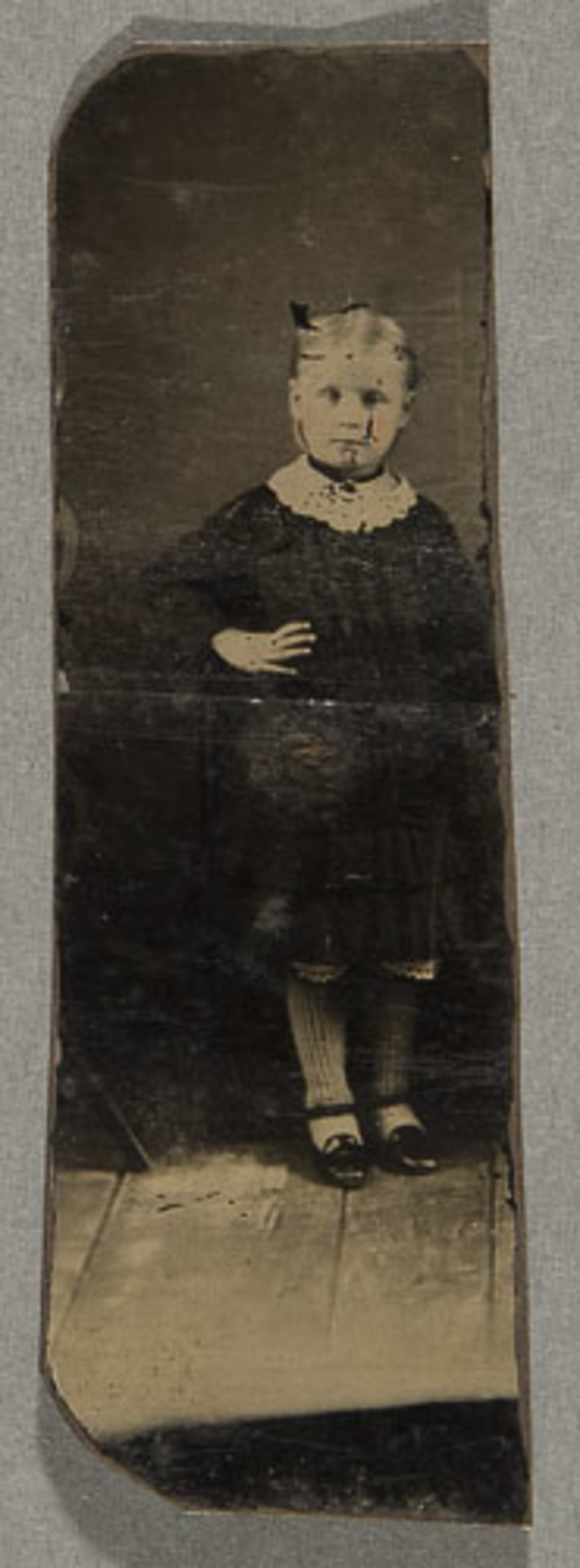 Portrait d'enfant - Inconnu | Collections | MNBAQ